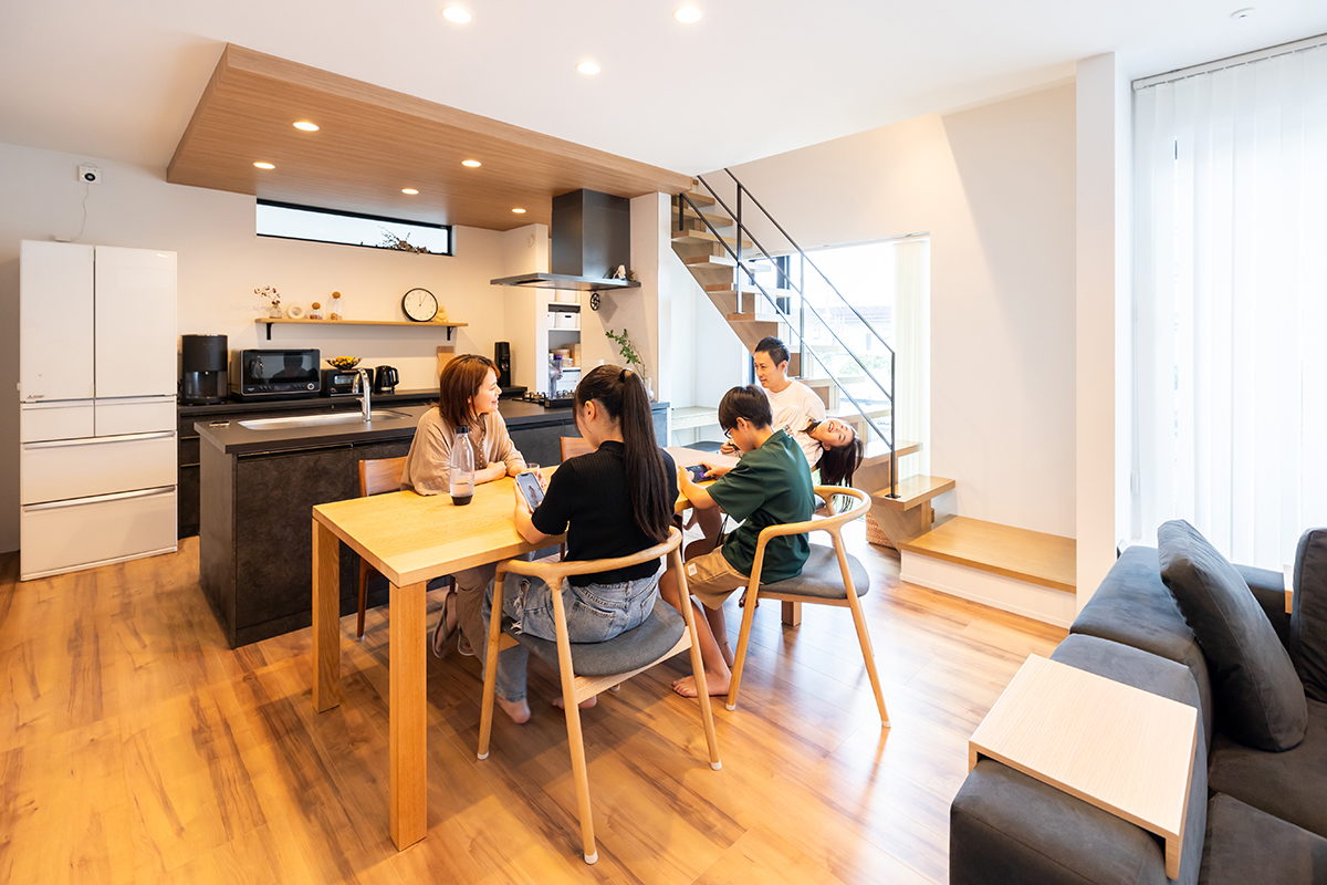 家族が自然と1階に集まれるリビングが気に入ってます（Fk様） | THE HOUSE（ザ ハウス） | 1,780万円で注文住宅！